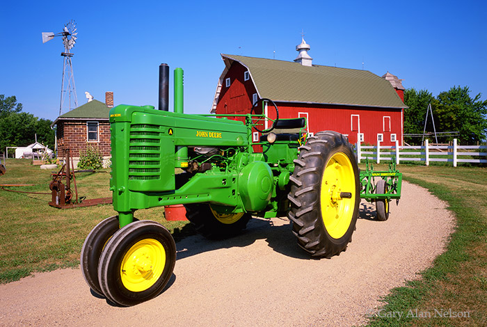 John Deere Model A | Gary Alan Nelson Photography