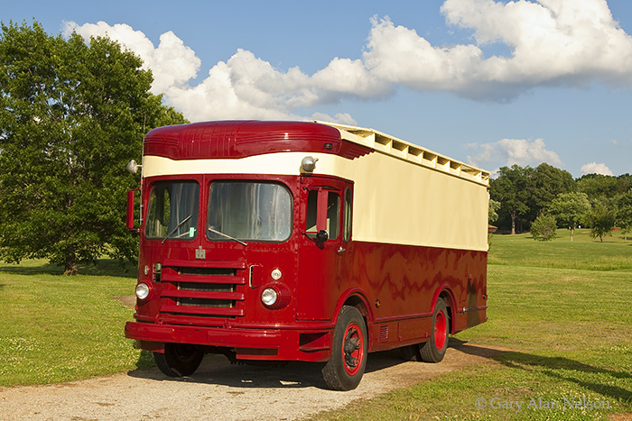 1950 International Harvester Fageol Van | Gary Alan Nelson Photography