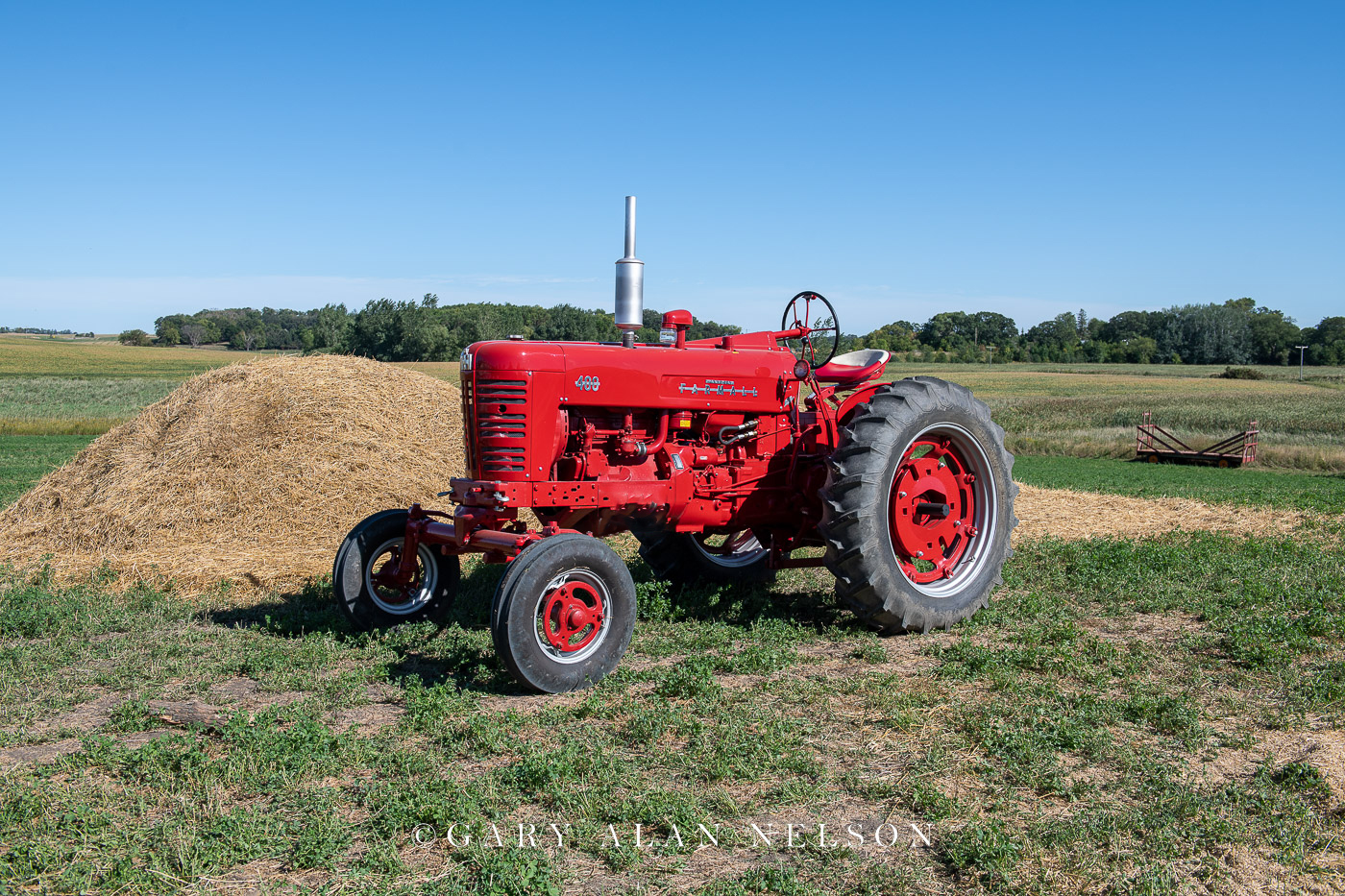 1956 Farmall 400 | AT22303FA | Gary Alan Nelson Photography