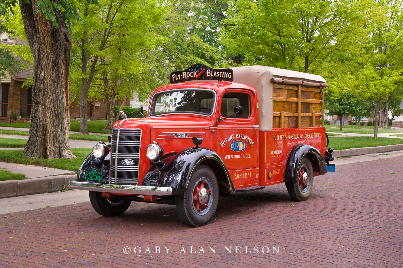 1940 Mack ED | VT-08-70-MA | Gary Alan Nelson Photography
